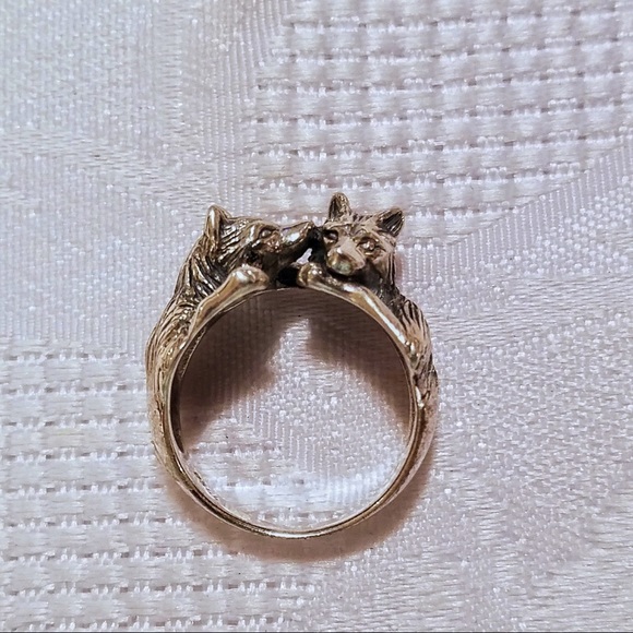 Peter Stone | Jewelry | Sterling Silver Wolf Kiss Ring | Poshmark